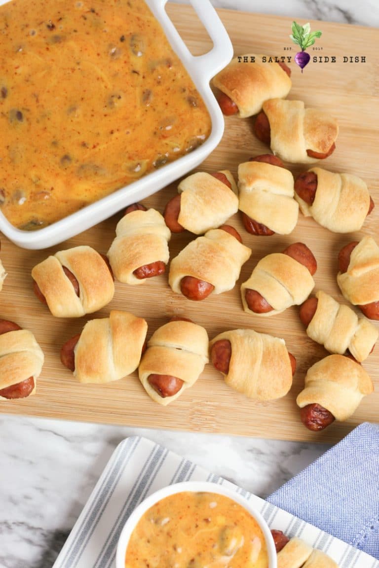 Mini Pigs in a Blanket with Chili Cheese Dip Recipe | Salty Side Dish
