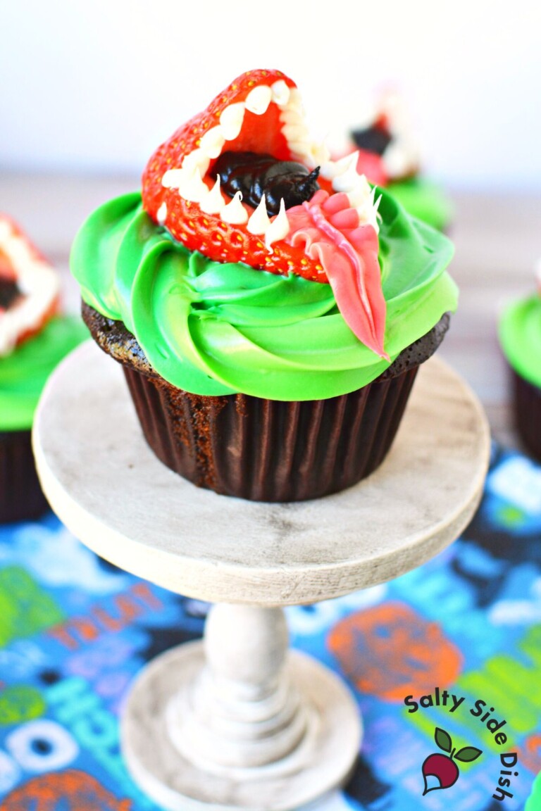 Little Shop of Horrors Cupcakes | Monster Cupcake Decorating