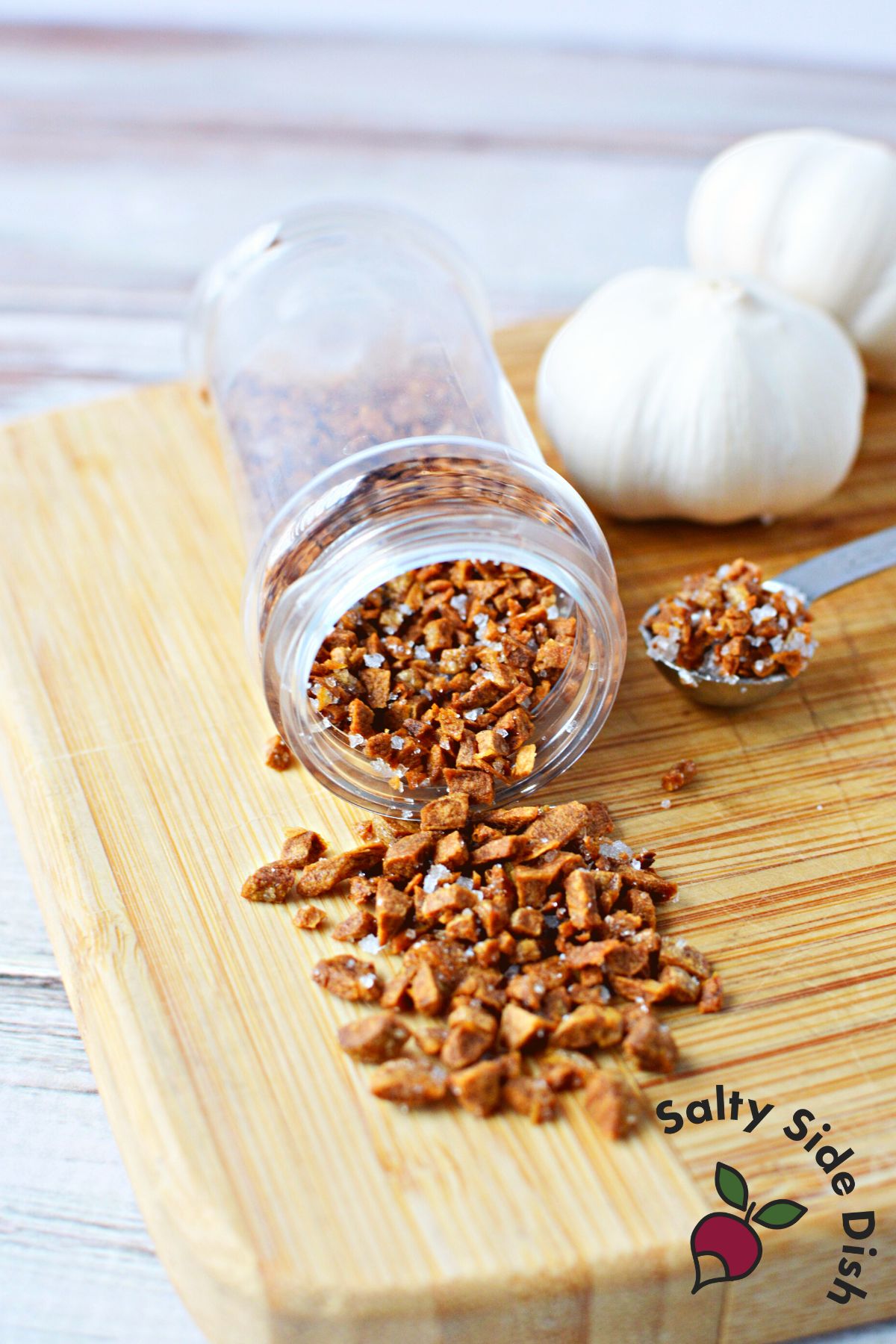 Microwave Fried Garlic with Infused Oil | Salty Side Dish Recipes