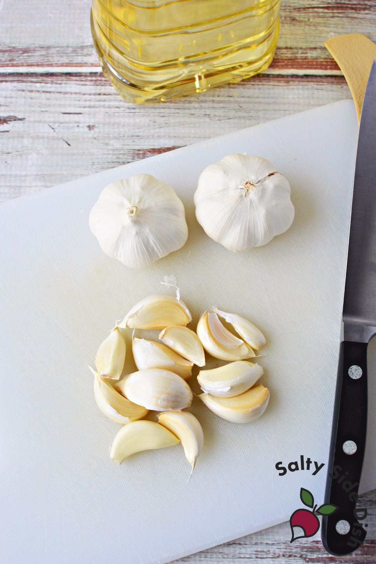Microwave Fried Garlic with Infused Oil | Salty Side Dish Recipes