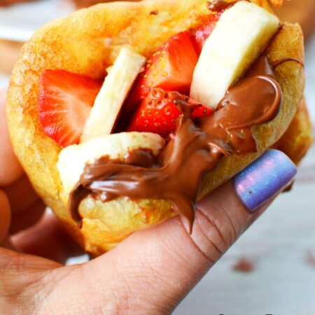 Spatula Pancake Pockets stuffed with Nutella and Fruit | Salty Side Dish