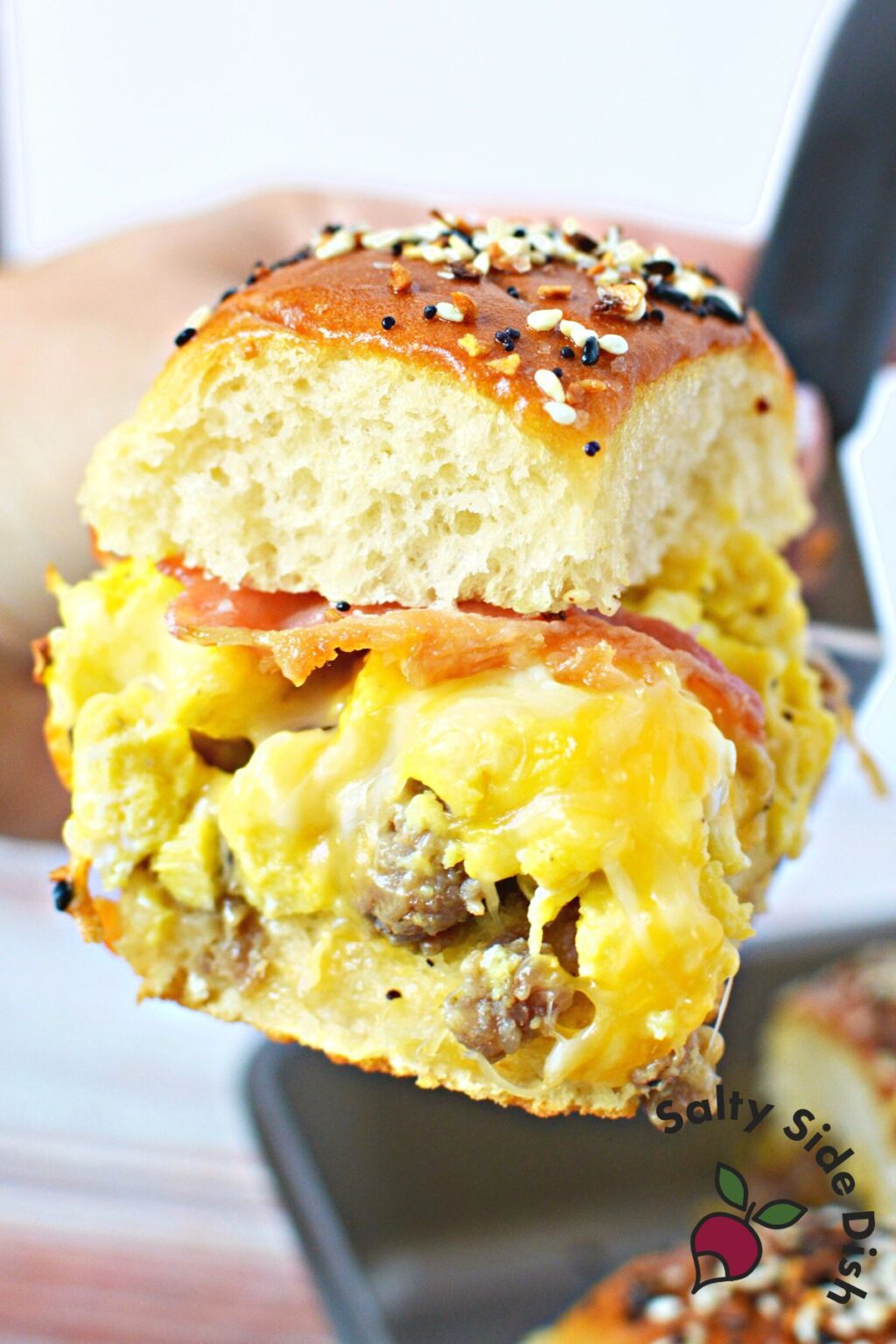 Ultimate Breakfast Sliders with Hawaiian Rolls, Eggs, and Sausage!
