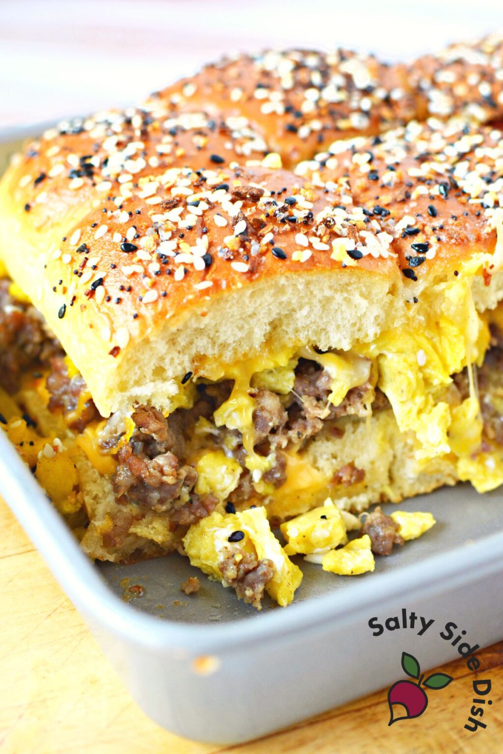 Ultimate Breakfast Sliders with Hawaiian Rolls, Eggs, and Sausage!