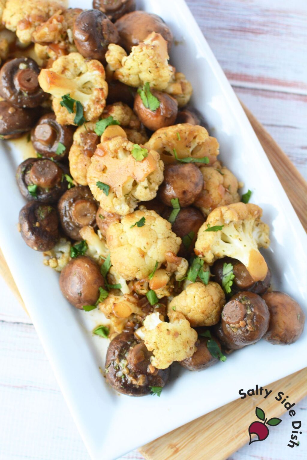 Garlic Cauliflower and Mushrooms – 20 Min. Skillet Side Dish