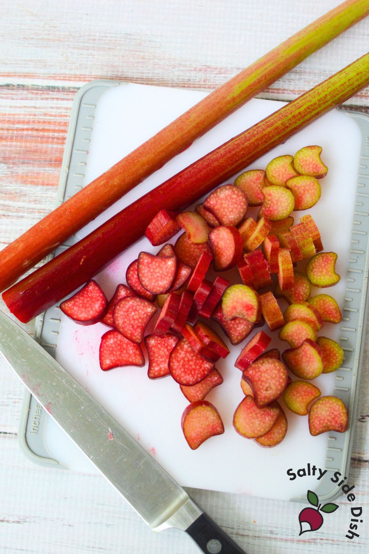 Easy Skillet Rhubarb Crisp | Rhubarb Crumble with Oat Streusel