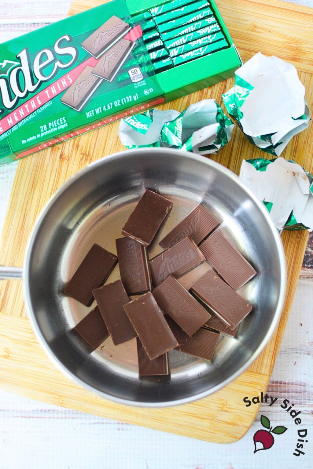 Ritz Cracker Thin Mints – Easy Homemade 2 Ingredient Copycat